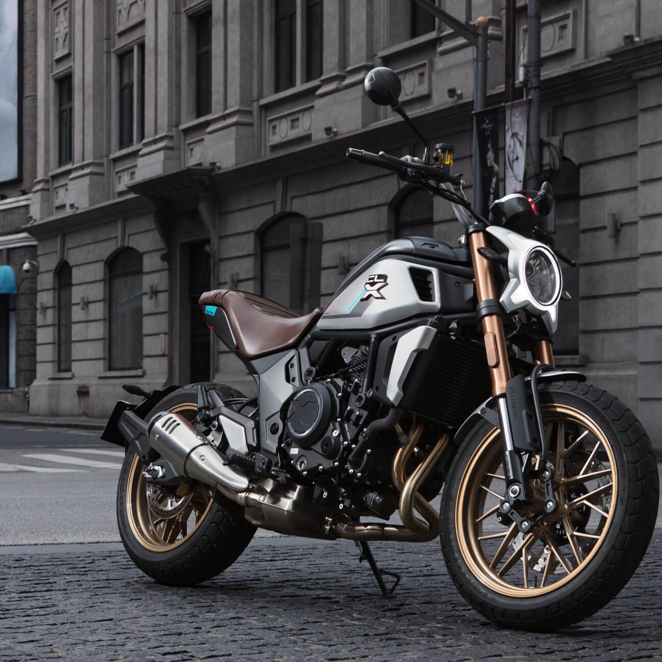 Motocikl CL-X 700 ABS - CFMOTO