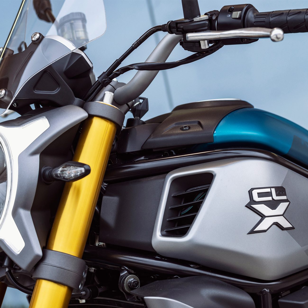 CL-X 700 ADVENTURE - CFMOTO