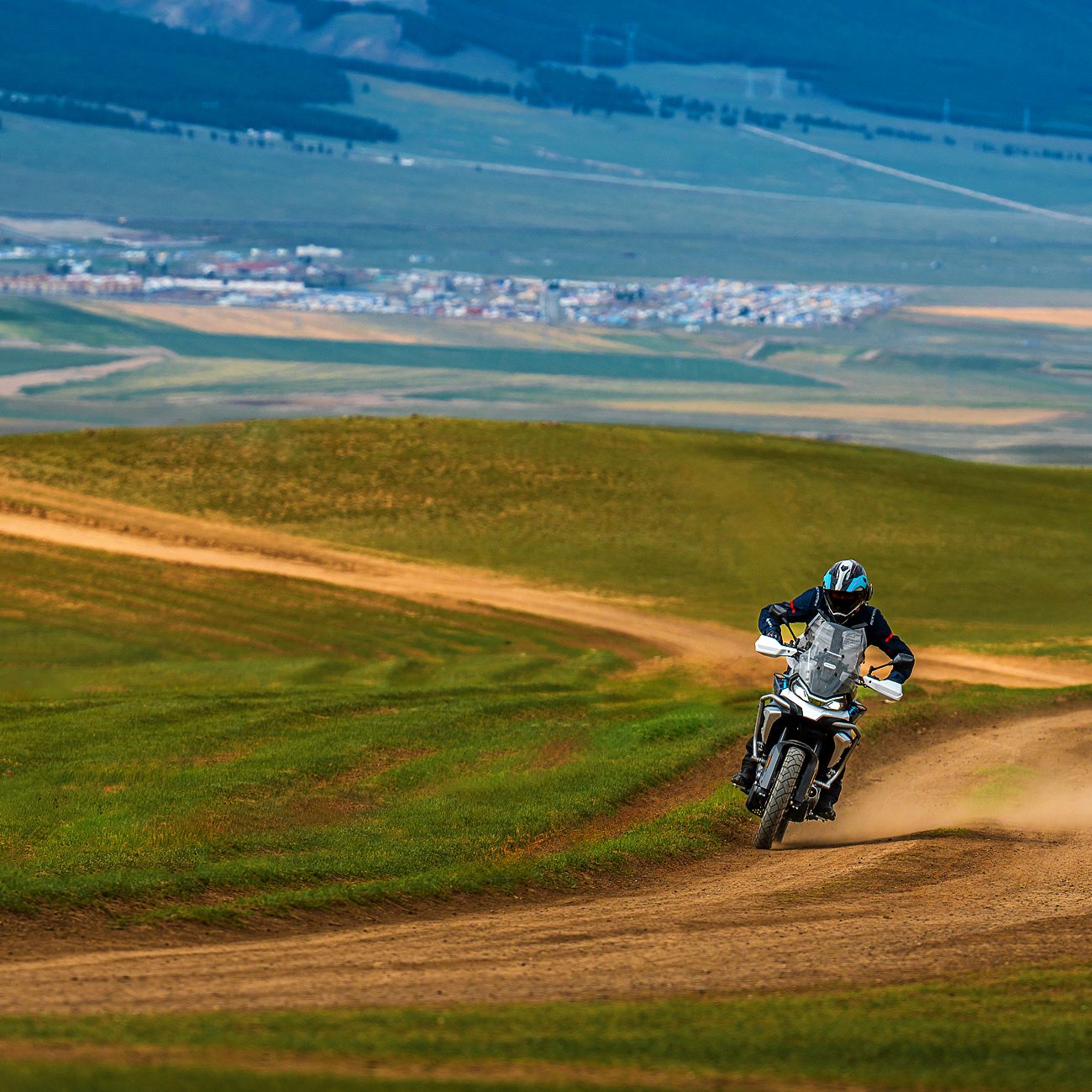 700 MT - CFMOTO